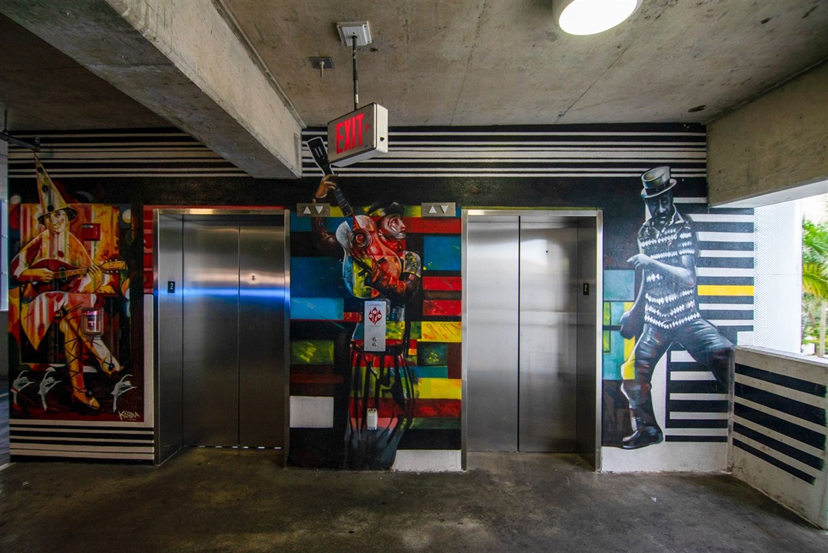 "Dance" by Eduardo Kobra | City of Sarasota